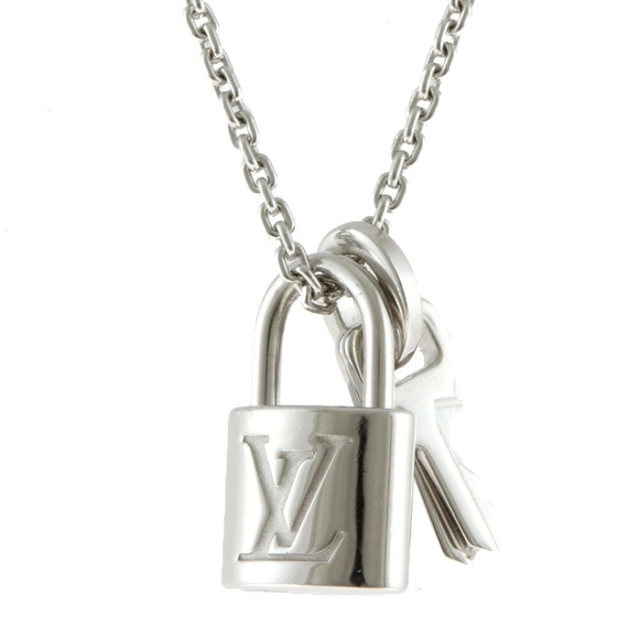 Louis Vuitton | Jewelry | Louis Vuitton Louis Vuitton Pandantif Lockit ...